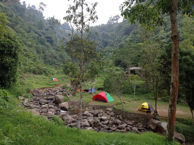 Blok Cidahu Camp - Cidahu Camping Ground